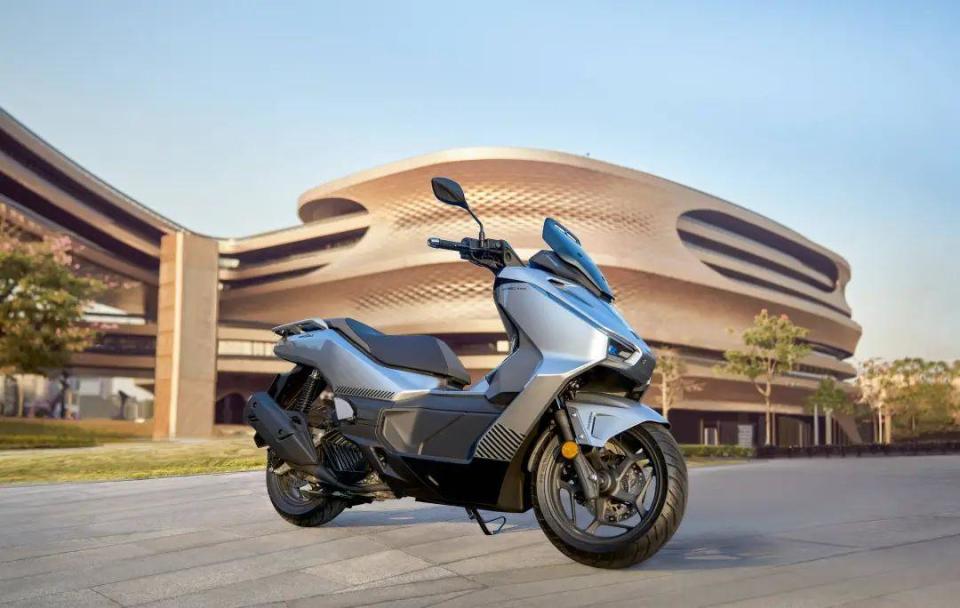 好戏在后头，五本先手NWG150要价16980_腾讯新闻