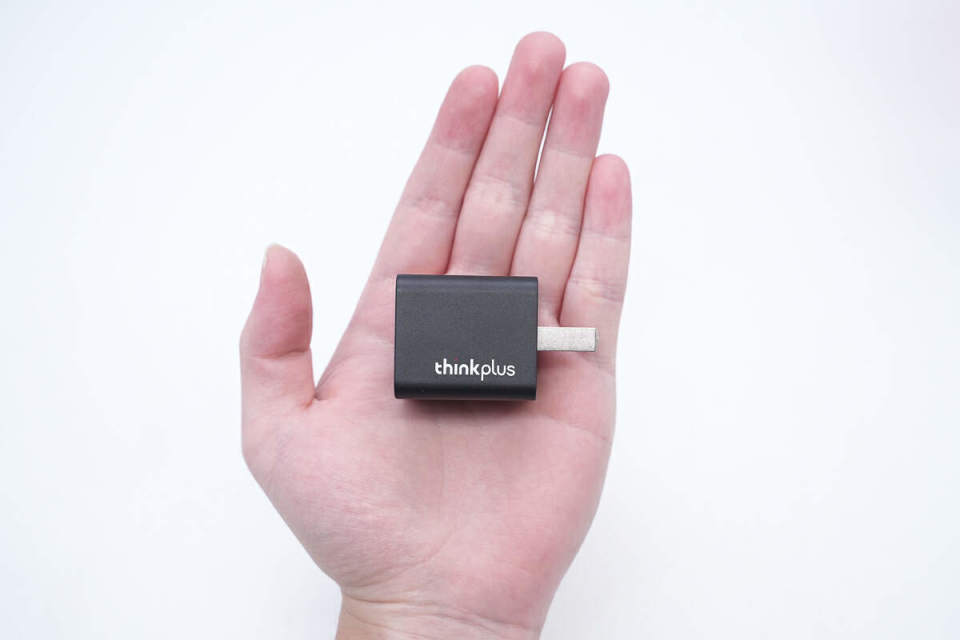 售价50不到值不值得买？thinkplus 30W迷你氮化镓充电器拆解_腾讯新闻