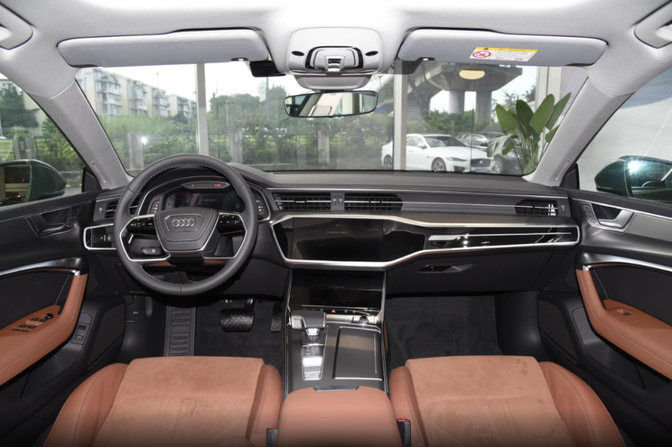 降至26.5万了，奥迪A7L究竟值不值得拥有？_腾讯新闻