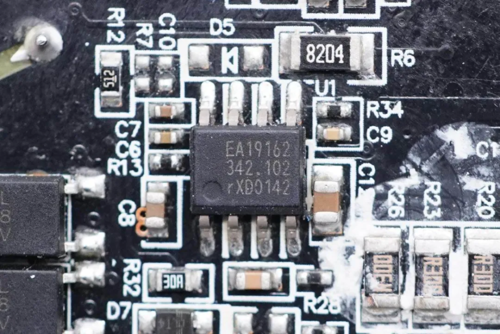 从消费电子到工业电源，PFC 芯片如何凭功能 “大放异彩”？_腾讯新闻