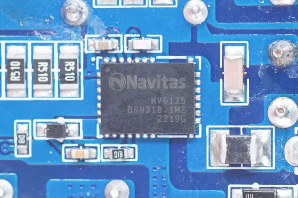 内置氮化镓驱动，应用简单，纳微芯片进入多家知名品牌供应链_腾讯新闻