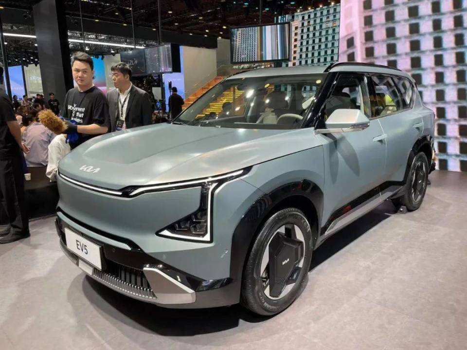 14.98万元起，2025款EV5家族上市，智能、舒适性升级_腾讯新闻