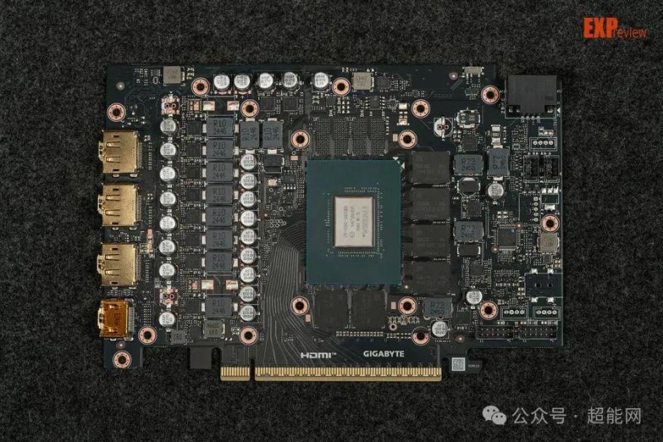 技嘉GeForce RTX 5070 GAMING OC 12G显卡评测：机甲战士抵达主流战场_腾讯新闻