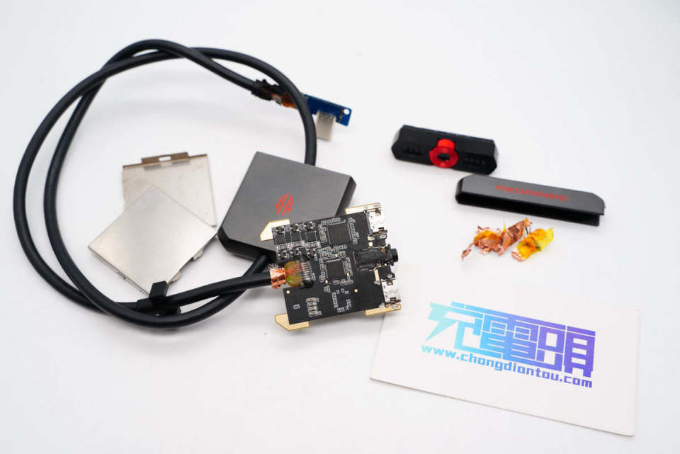 USB-C口全面普及，38款USB-C扩展坞拆解汇总_腾讯新闻