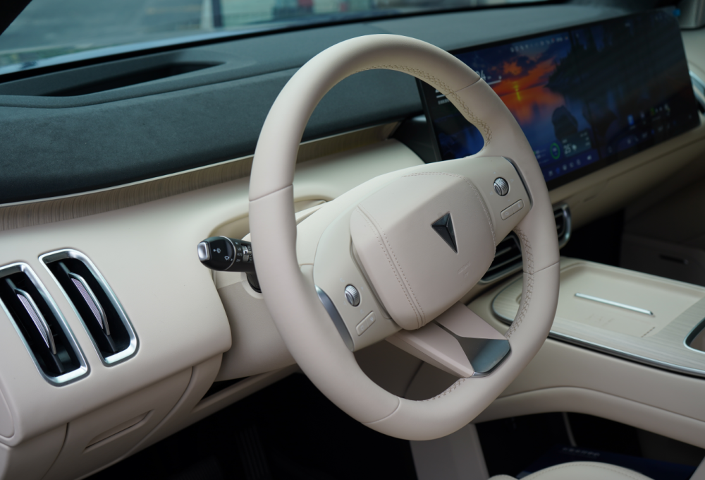 吉利银河M9、风云T11、深蓝S09怎么选？首先你别看错价格_腾讯新闻