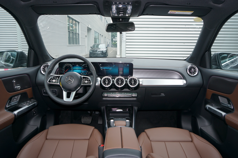 奥迪Q5L与奔驰GLB纷纷降价！奔驰GLB更是起售不到20万？_腾讯新闻