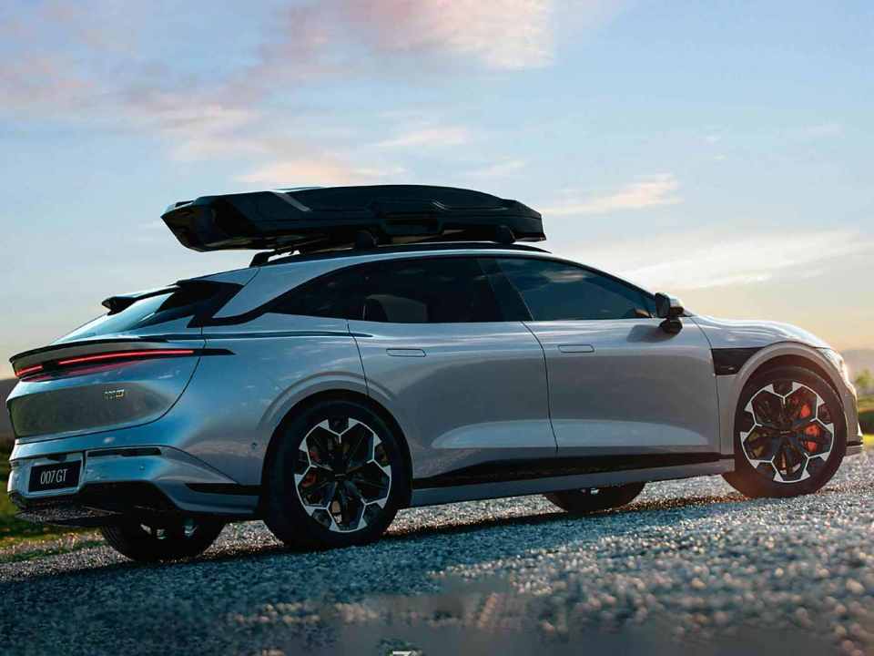 轴距2925mm，最大续航825km，极氪007 GT前景如何？_腾讯新闻