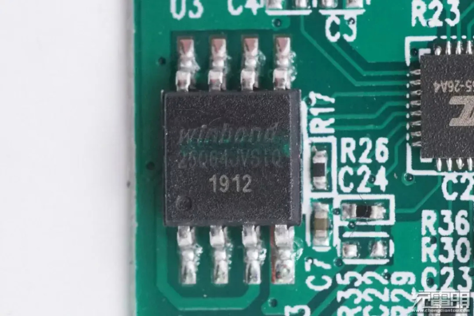 深度拆解数十款蓝牙音箱后，我们发现了多款FLASH芯片_腾讯新闻