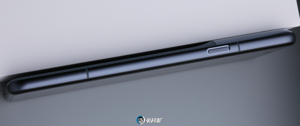 6499起的“0广告”旗舰，蔚来NIO Phone 2评测：8G3+索尼T808主摄_腾讯新闻