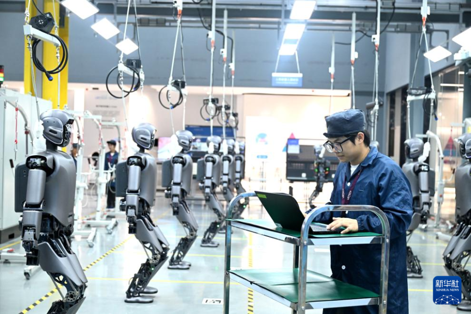 新华社出图·年度记忆丨闪耀世界的中国科技之光_腾讯新闻