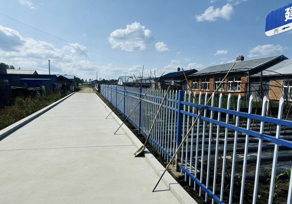 孙吴县：“暖心灯”照亮城乡路_腾讯新闻