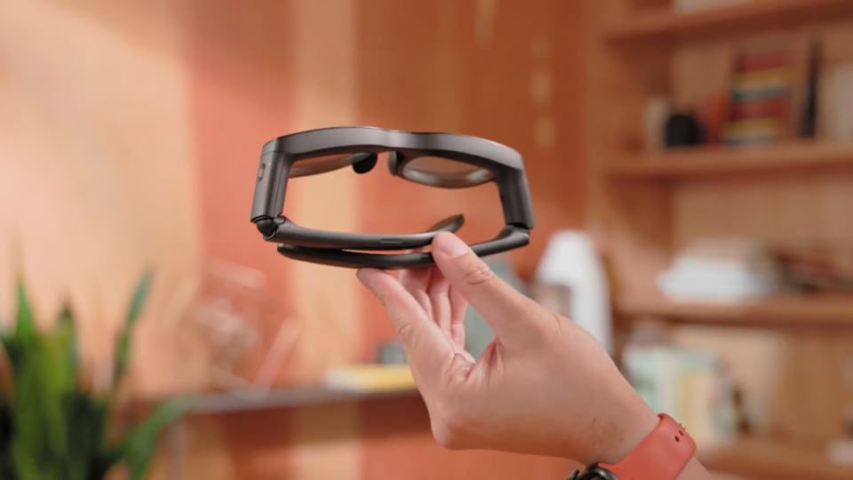 Meta 高管谈 Orion 产品细节，每台成本 10000 美元的 AR 眼镜，领先在哪里？_腾讯新闻