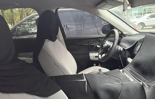 零跑全新D系列SUV谍照曝光：尺寸超蔚来ES6，乐道L90迎来劲敌_腾讯新闻