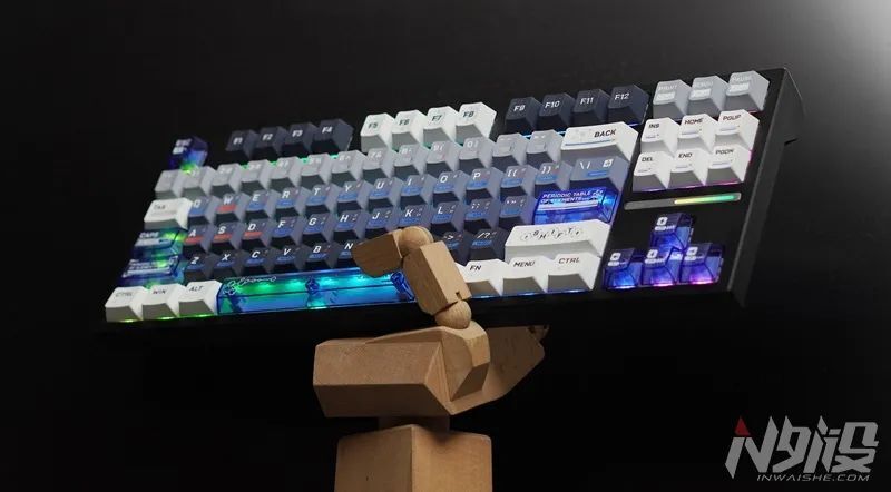 半铝外壳，定制主控，包低延迟的 ATK Z87 PRO拆解_腾讯新闻