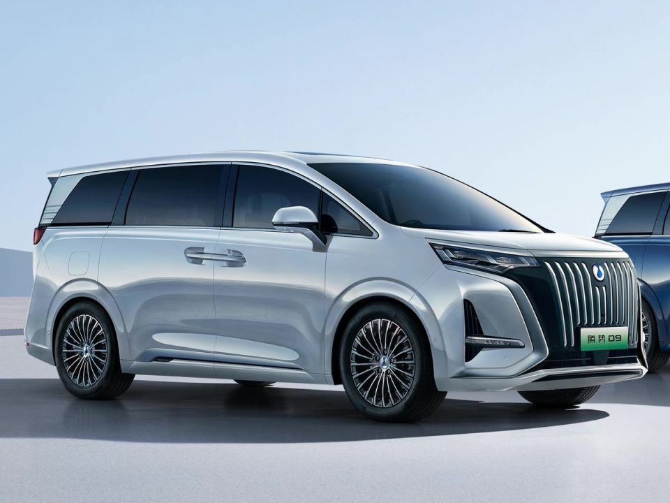 理想MEGA送来的泼天销量？腾势D9、小鹏X9订单大增_腾讯新闻