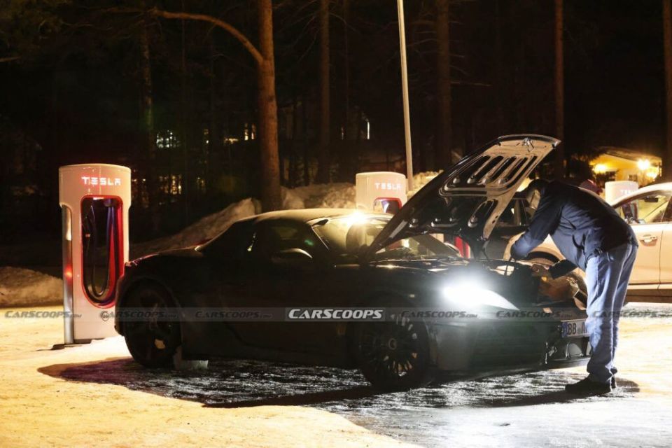 保时捷718 EV电动跑车测试照曝光_腾讯新闻