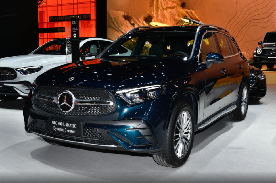 高端SUV大变！9月高端SUV销量榜：问界M8夺冠，全面压制BBA_腾讯新闻