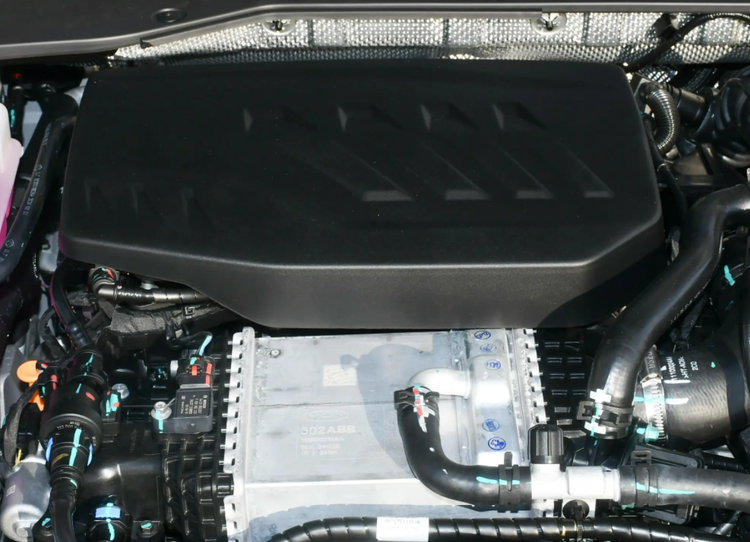 2款插混轿车横评，比亚迪秦L DM和风云A8L，谁值得入手？_腾讯新闻