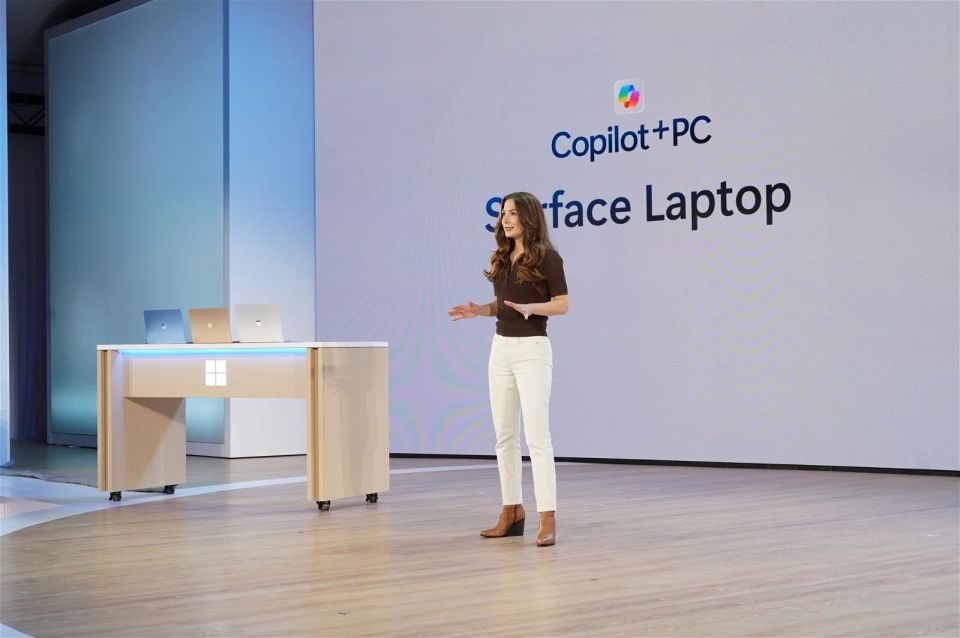 微软最强Surface Laptop：13.8/15 英寸、配骁龙 X Elite / Plus_腾讯新闻