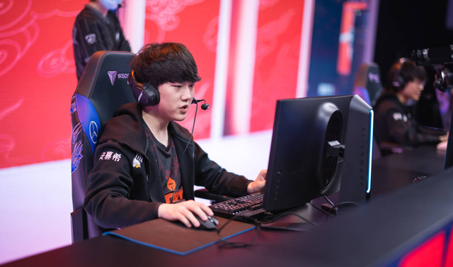 Meiko或将离开EDG，TES要以JKL建队，追加辅助预算_腾讯新闻