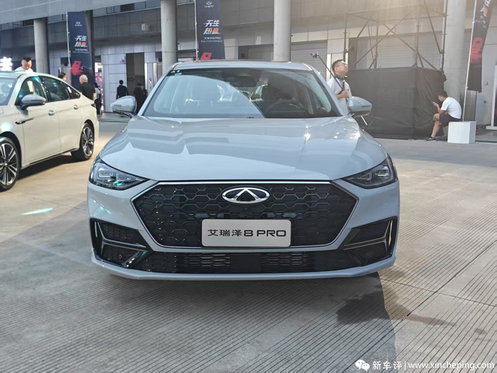 12万出头，254匹+8155芯片！奇瑞艾瑞泽8 PRO怎么买？_腾讯新闻