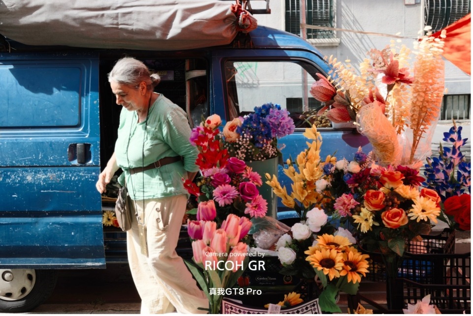 2899元起！真我GT8系列发布：全系搭载理光GR影像系统_腾讯新闻