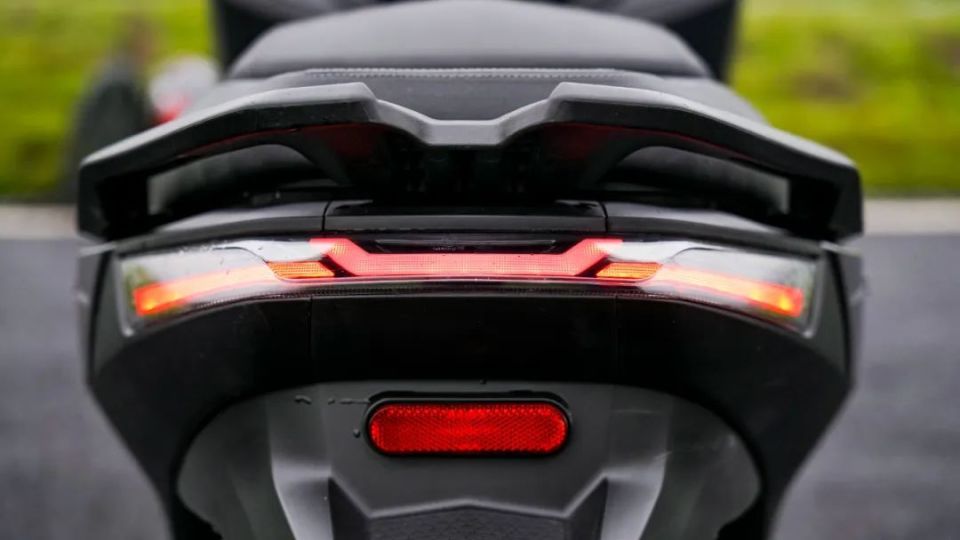 限时售价16666元，无极SR250GT抢先测评，高性价比背后还有硬实力_腾讯新闻