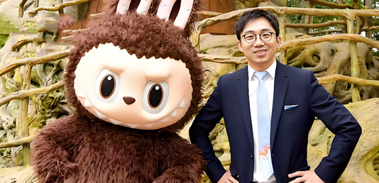 108万的潮玩Labubu！泡泡玛特以燎原之势席卷全球！130亿的玩具帝国_腾讯新闻