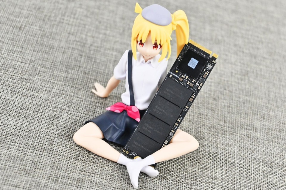 雷克沙THOR PRO 2TB固态硬盘开箱评测：低温可靠好选择_腾讯新闻