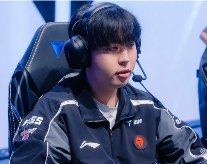 JKL直播透露职业生涯恐将终结！耳疾严重 快聋了，力挺Kanavi_腾讯新闻