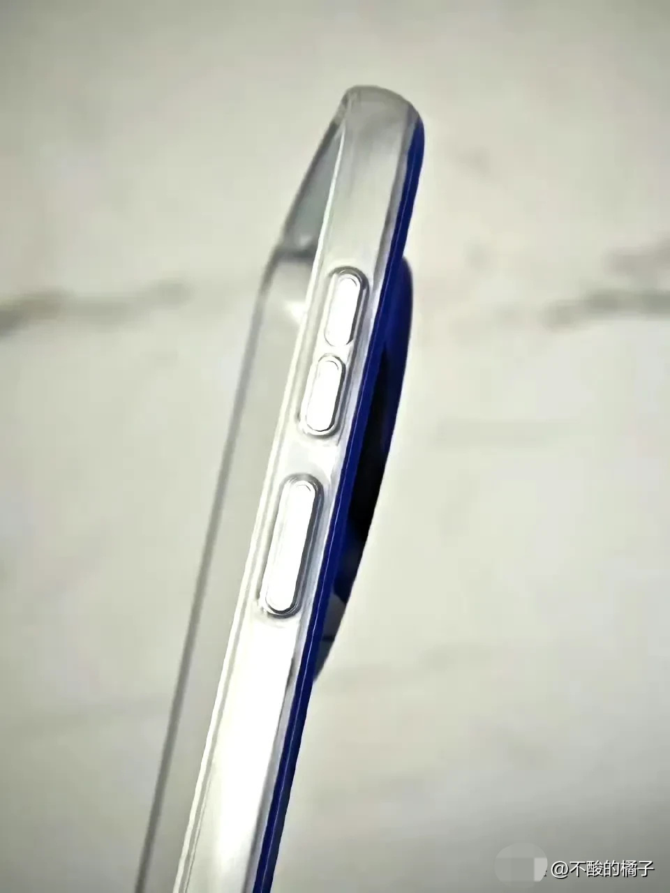 11.26发布，12.3开售，疑似华为Mate70系列发布时间和保护壳曝光_腾讯新闻
