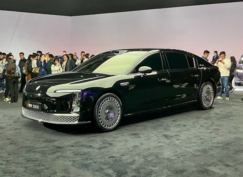 豪华颠覆“78S”？尊界S800准备下场了！_腾讯新闻