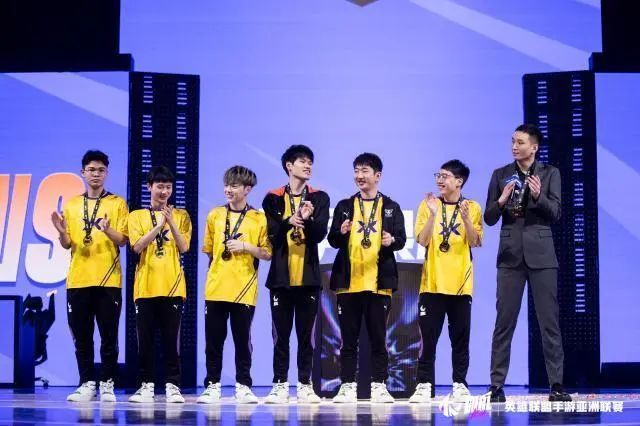 WRL A1收官：中国战队夺冠，养狼养出“霸王龙”| 电竞世界_腾讯新闻