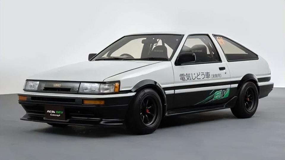 丰田AE86再度回归，纯电/氢能驱动，外观1比1复刻！_腾讯新闻