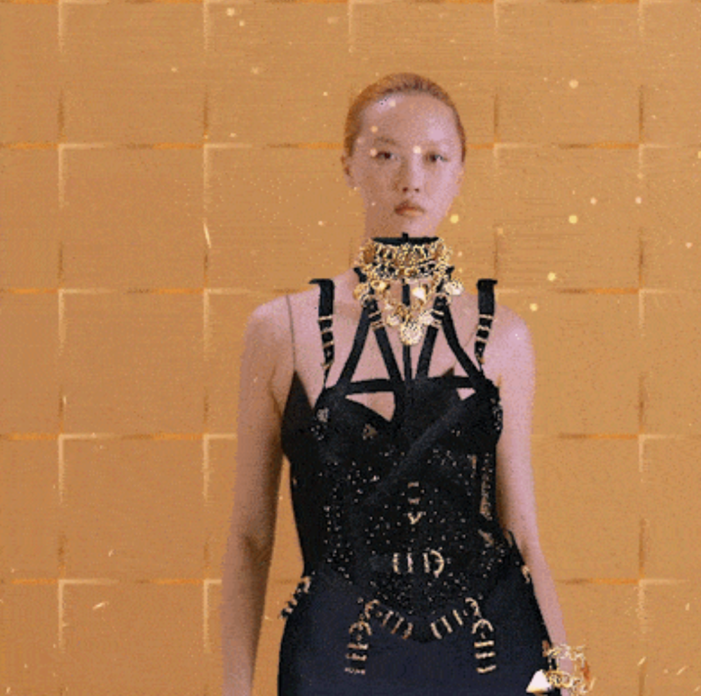 时尚＋科技！AR技术已经被豪华奢侈品牌玩出了花_腾讯新闻