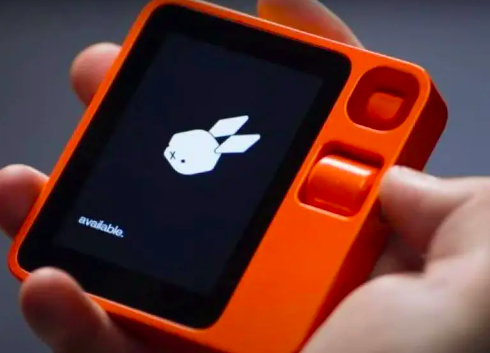 售价1400元，首日卖出万台，惊艳CES的AI硬件华人制造，目标替代所有App！_腾讯新闻