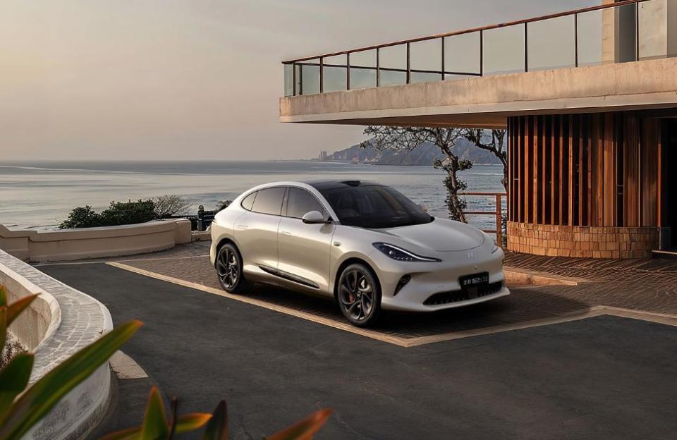 智界R7、阿维塔07、小米YU7、极氪7x、智己LS6，一句话告诉你咋选_腾讯新闻