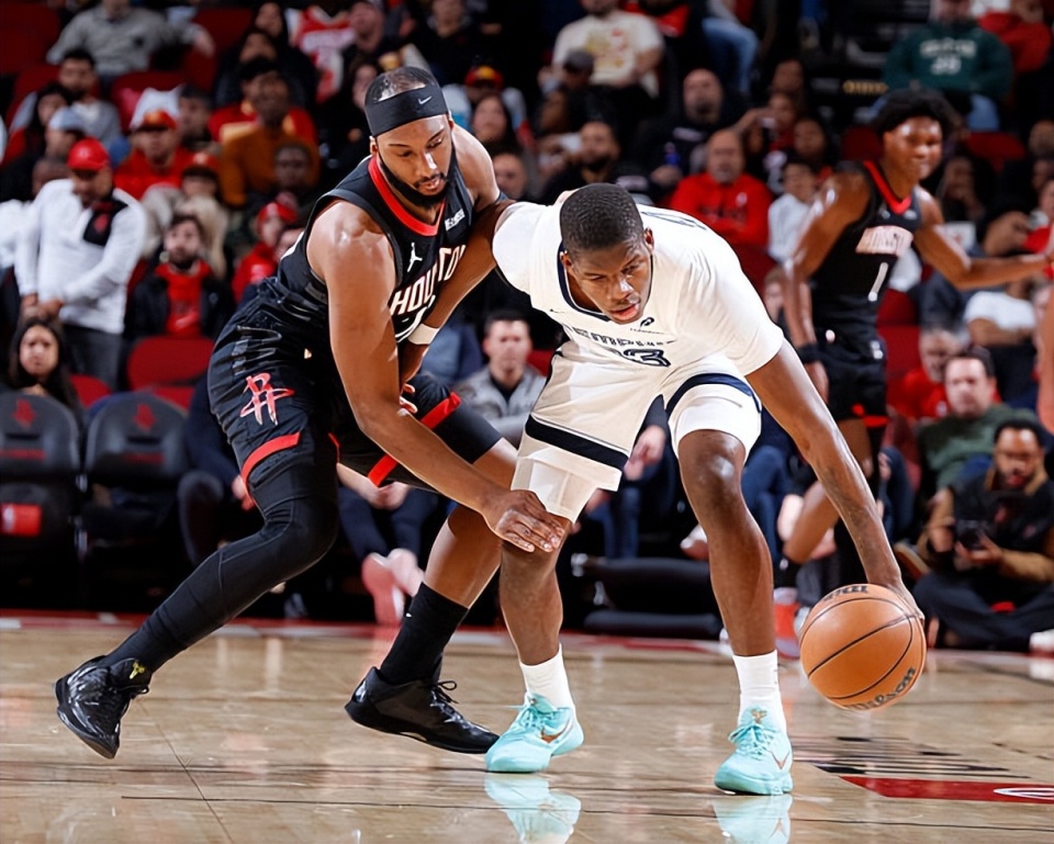 投篮投不进又如何？至少火箭后场大闸在防守端的贡献度相当惊人？_腾讯新闻