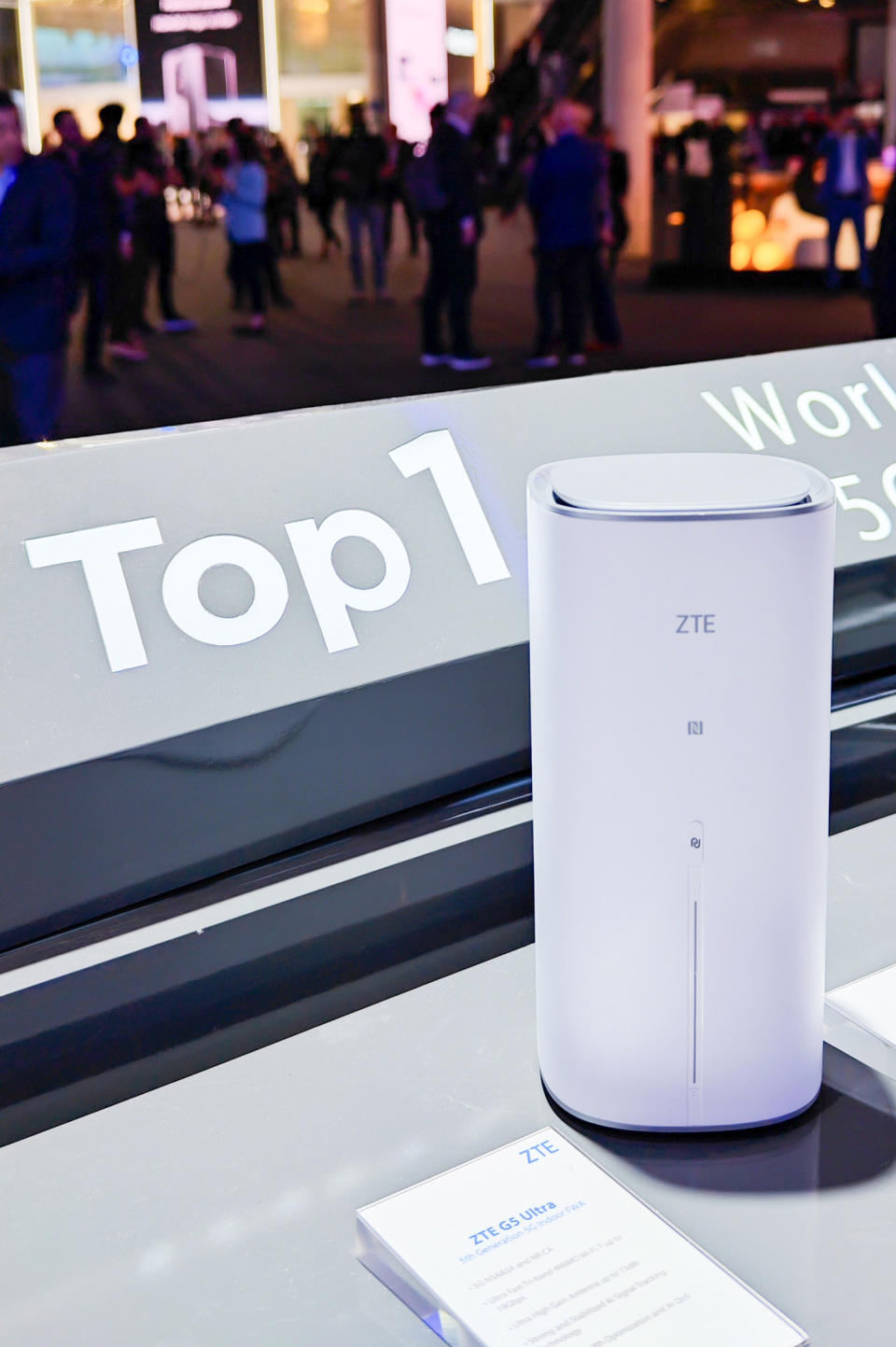 中兴 G5 Ultra 开始预热：全球首款 AI 5G FWA ，4 月 11 日发布_腾讯新闻