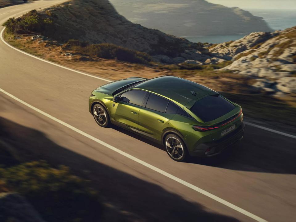 外观细节更加个性，新款标致408官图发布_腾讯新闻