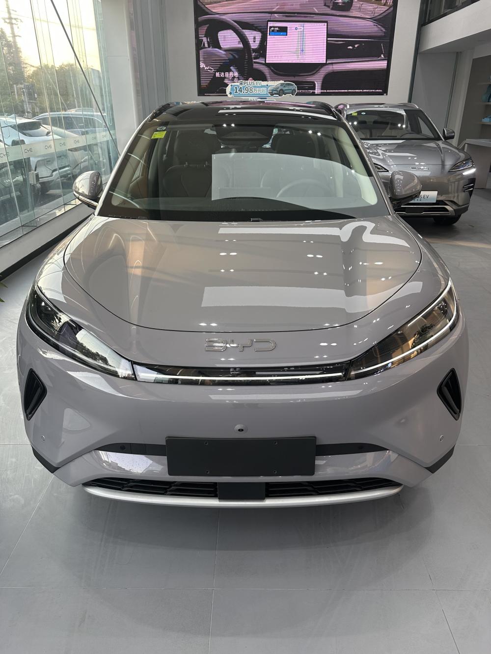 比亚迪海狮05EV实车到店，大过元PLUS+前备箱，配后驱+天神之眼C_腾讯新闻