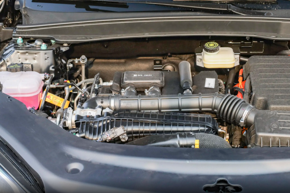 26款比亚迪海豹05DM：128公里纯电续航，以实用为主？_腾讯新闻