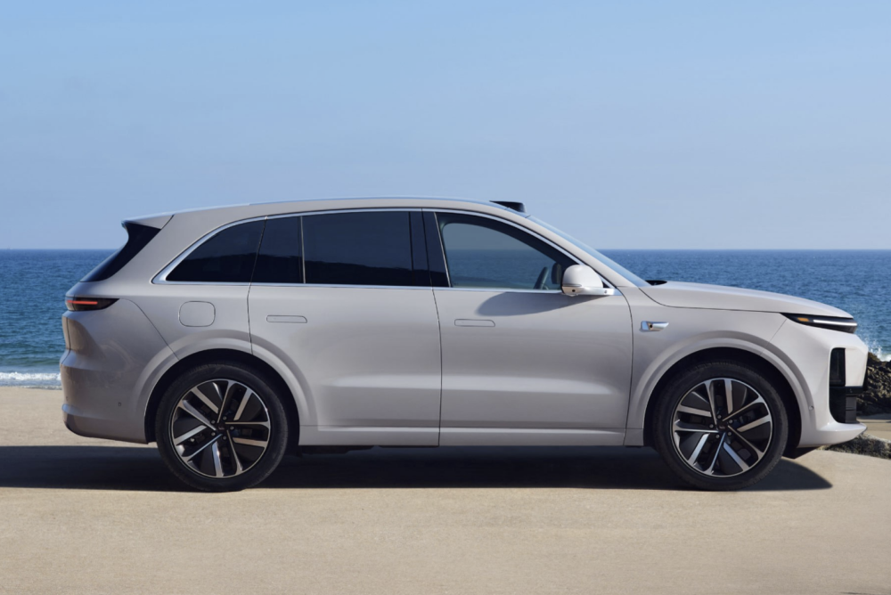 理想L6正式上市，仅提供Pro和Max两款不同配置车型_腾讯新闻