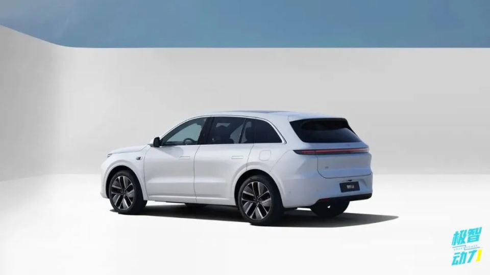 理想L6 vs 问界M7：25万预算，谁才是家用SUV的终极选择？_腾讯新闻