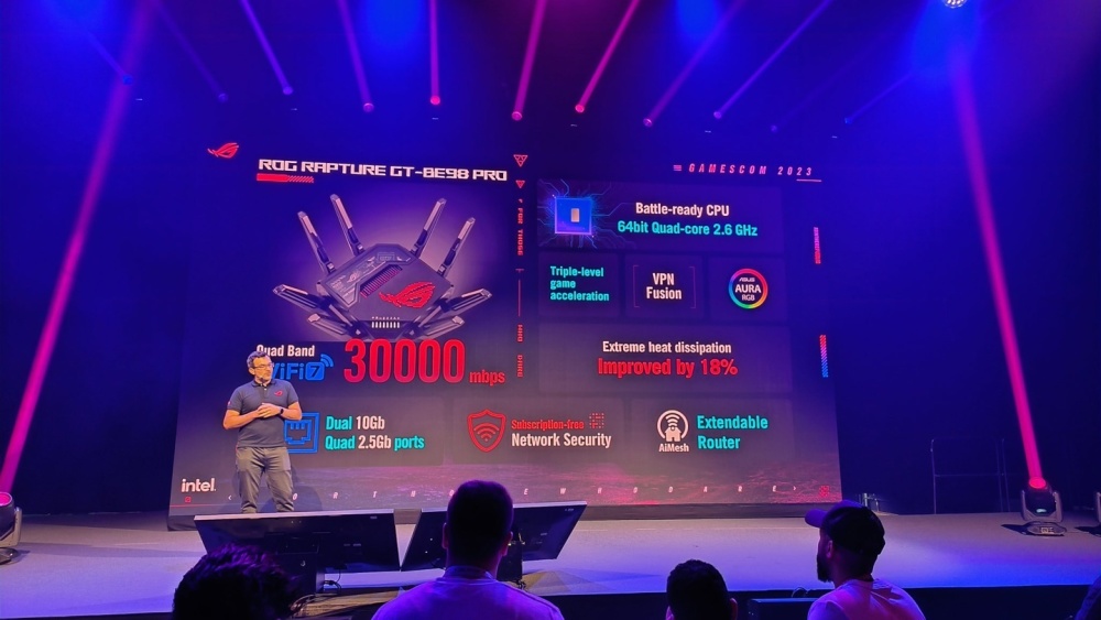 ROG 展示新款 GT-BE98 Pro Wi-Fi 7 路由器：速度可达 30000 Mbps_腾讯新闻