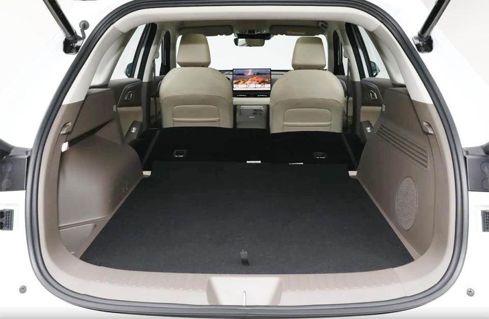 哈弗H6L实车亮相，车长4800mm，两种动力，11月上市_腾讯新闻