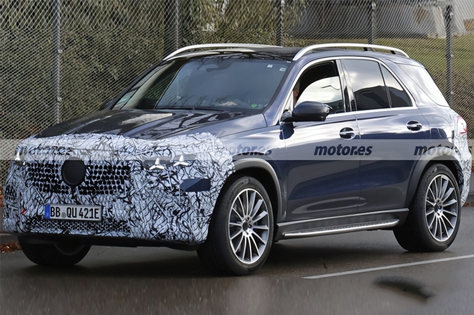 国产奔驰GLE进度曝光！尺寸加长，升级全新2.0T引擎，2026年下线_腾讯新闻