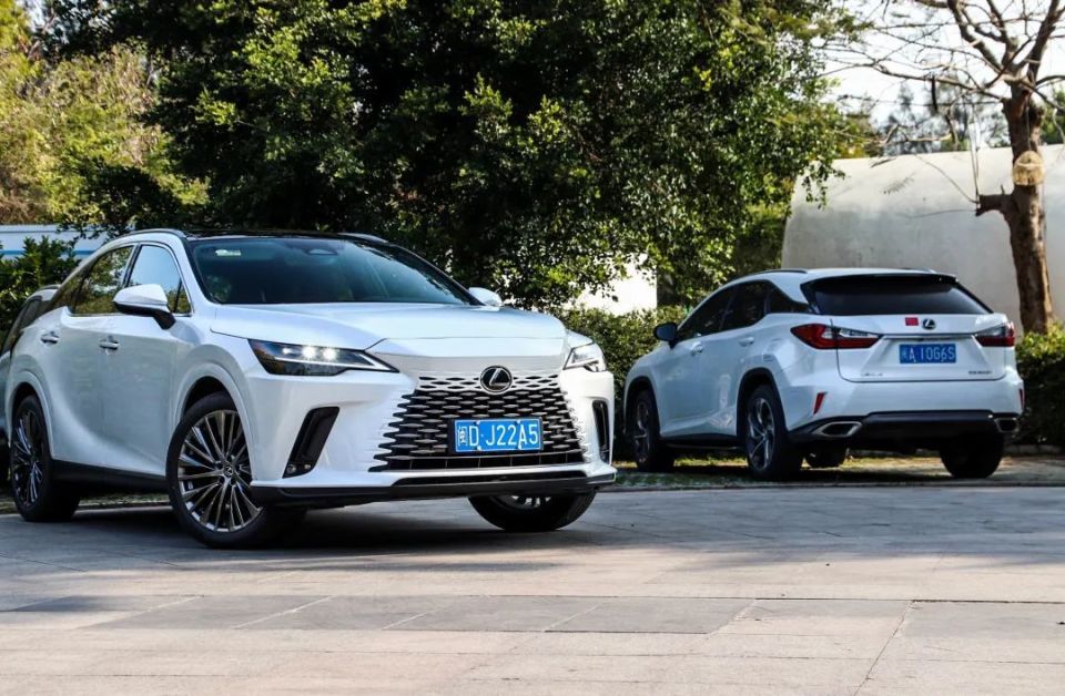 全新雷克萨斯RX试驾：重回巅峰，这次真能硬刚BBA！_腾讯新闻