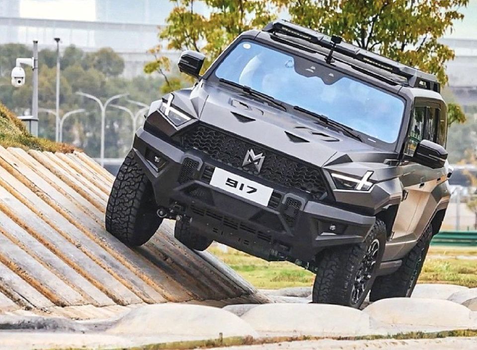 用科技营造豪华 猛士917与仰望U8各有特色_腾讯新闻