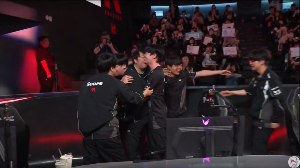 十年没变的LMS强度！KT轻松3比0淘汰CFO_腾讯新闻